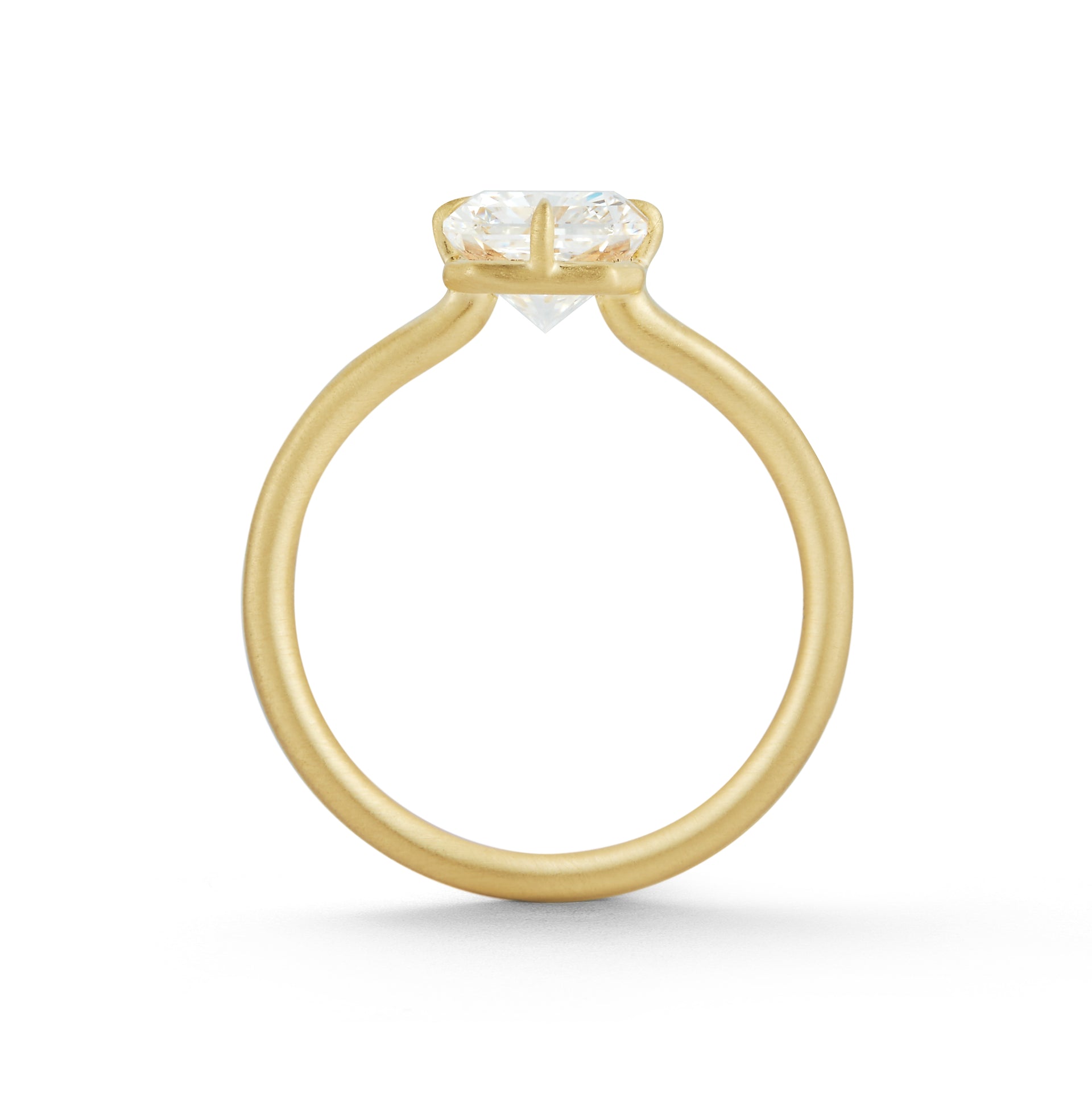 MODERN SOLITAIRE ENGAGEMENT RING – Finn